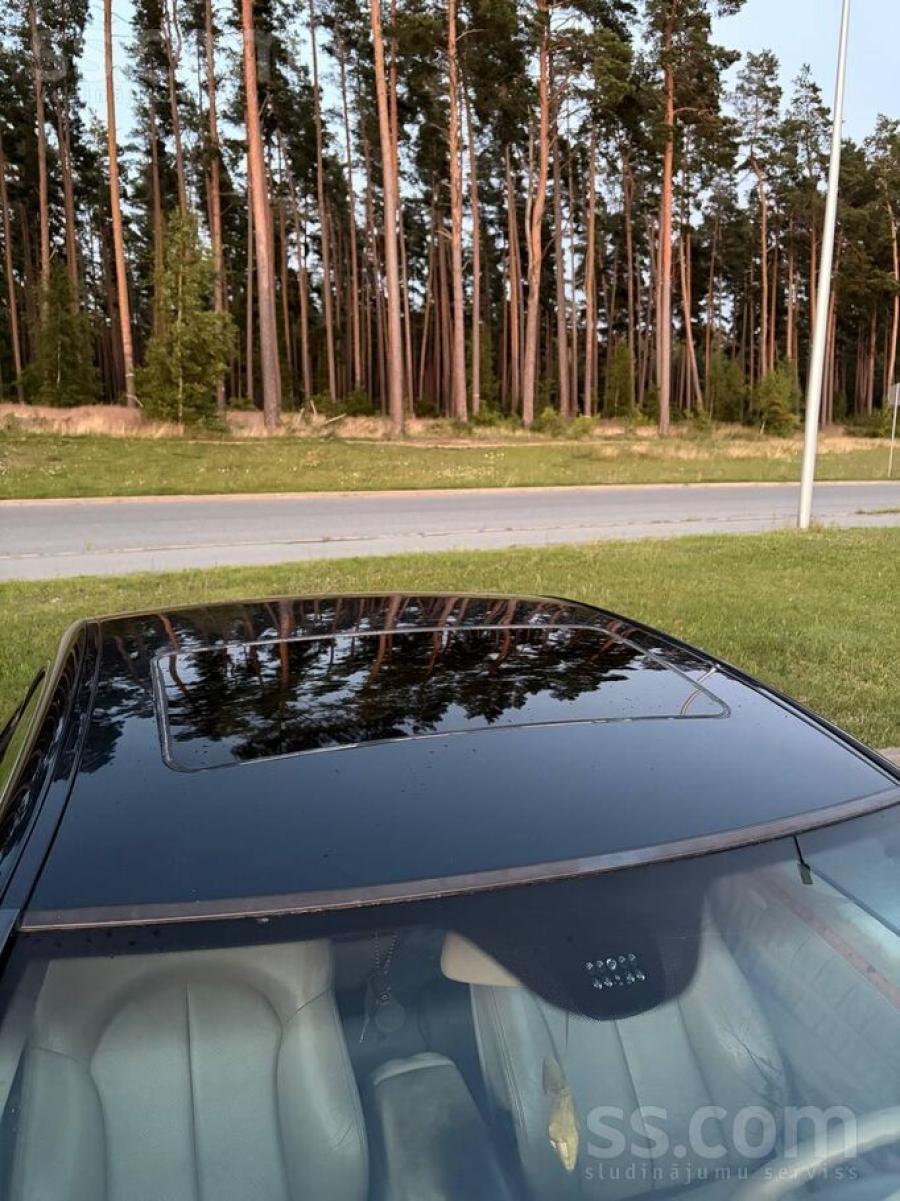 Black Mercedes-Benz clk-270 2005 in Riga, with an engine capacity of 2.70 L and mileage of 337 thousand km for 2200 €, photo 11 on AUTOMOTO.COM.LV