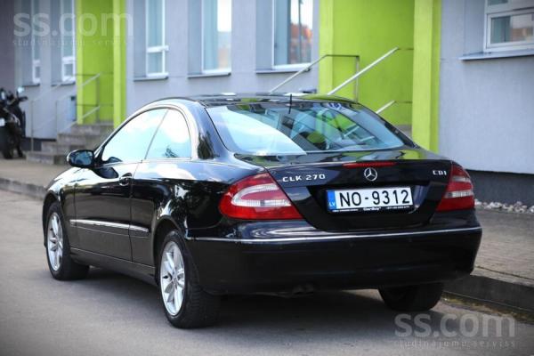 Черный Мерседес ЦЛК 270 2005 в Рига, объемом двигателя 2.70 л и пробегом 325 тыс. км за 2995 €, фото 6 на AUTOMOTO.COM.LV