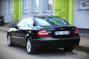 Black Mercedes-Benz clk-270 2005 in Riga, with an engine capacity of 2.70 L and mileage of 325 thousand km for 2995 €, photo 7 on AUTOMOTO.COM.LV