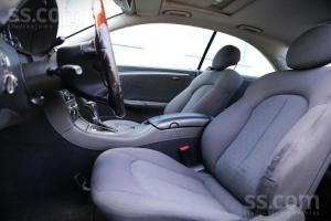 Black Mercedes-Benz clk-270 2005 in Riga, with an engine capacity of 2.70 L and mileage of 325 thousand km for 2995 €, photo 12 on AUTOMOTO.COM.LV