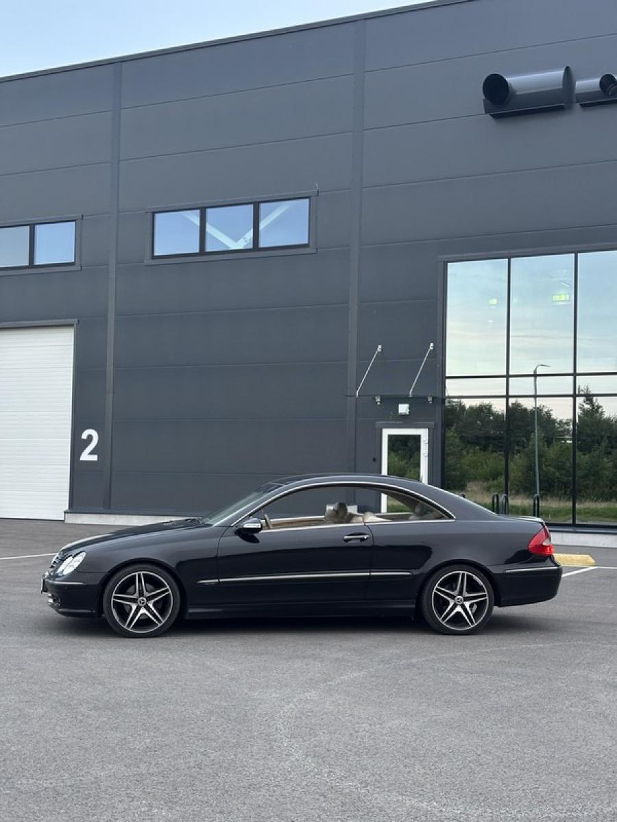 Melns Mercedes-Benz clk-270 2005 Narva, ar dzinēja tilpumu 2.70 L un nobraukumu 342 tūkst. km par 4300 €, foto 13 vietnē AUTOMOTO.COM.LV