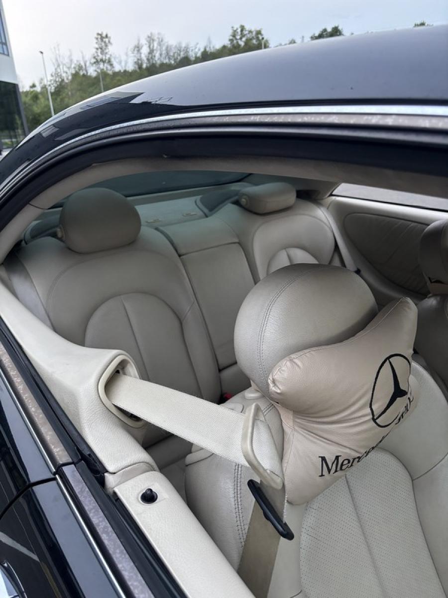 Melns Mercedes-Benz clk-270 2005 Narva, ar dzinēja tilpumu 2.70 L un nobraukumu 342 tūkst. km par 4300 €, foto 17 vietnē AUTOMOTO.COM.LV