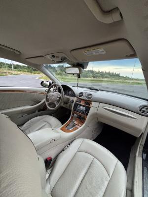 Melns Mercedes-Benz clk-270 2005 Narva, ar dzinēja tilpumu 2.70 L un nobraukumu 342 tūkst. km par 4300 €, foto 18 vietnē AUTOMOTO.COM.LV