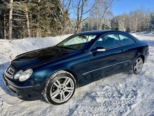 Blue Mercedes-Benz clk-270 2003 in Vilnius, with an engine capacity of 2.69 L and mileage of 294 thousand km for 2500 €, photo 7 on AUTOMOTO.COM.LV