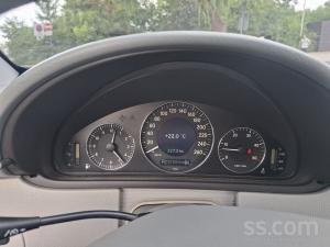 Синий Мерседес ЦЛК 270 2003 в Тукумс, объемом двигателя 2.70 л и пробегом 252 тыс. км за 2200 €, фото 4 на AUTOMOTO.COM.LV