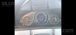 Blue Mercedes-Benz clk-270 2003 in Riga, with an engine capacity of 2.70 L and mileage of 316 thousand km for 1600 €, photo 5 on AUTOMOTO.COM.LV