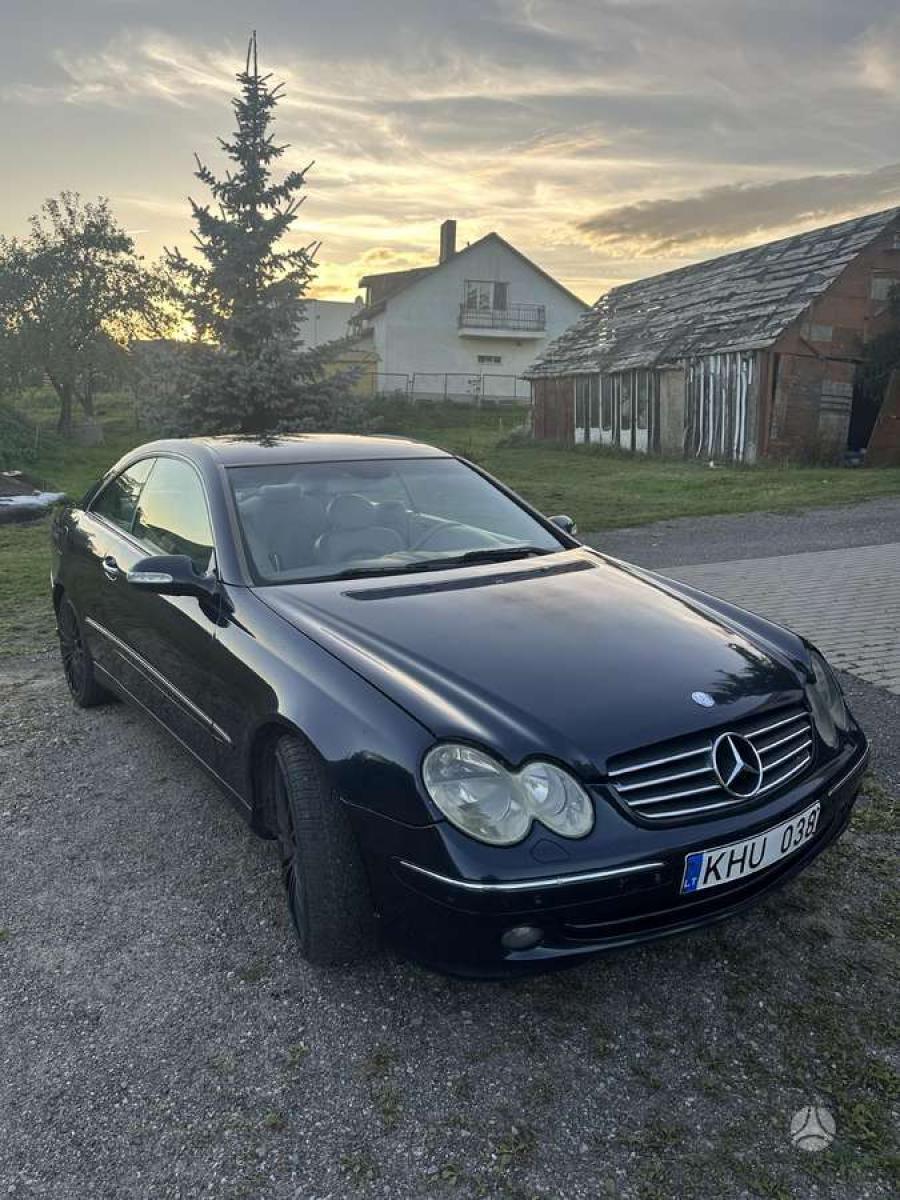 Blue Mercedes-Benz clk-270 2004 in Vilnius, with an engine capacity of 2.70 L and mileage of 290 thousand km for 1600 €, photo 1 on AUTOMOTO.COM.LV