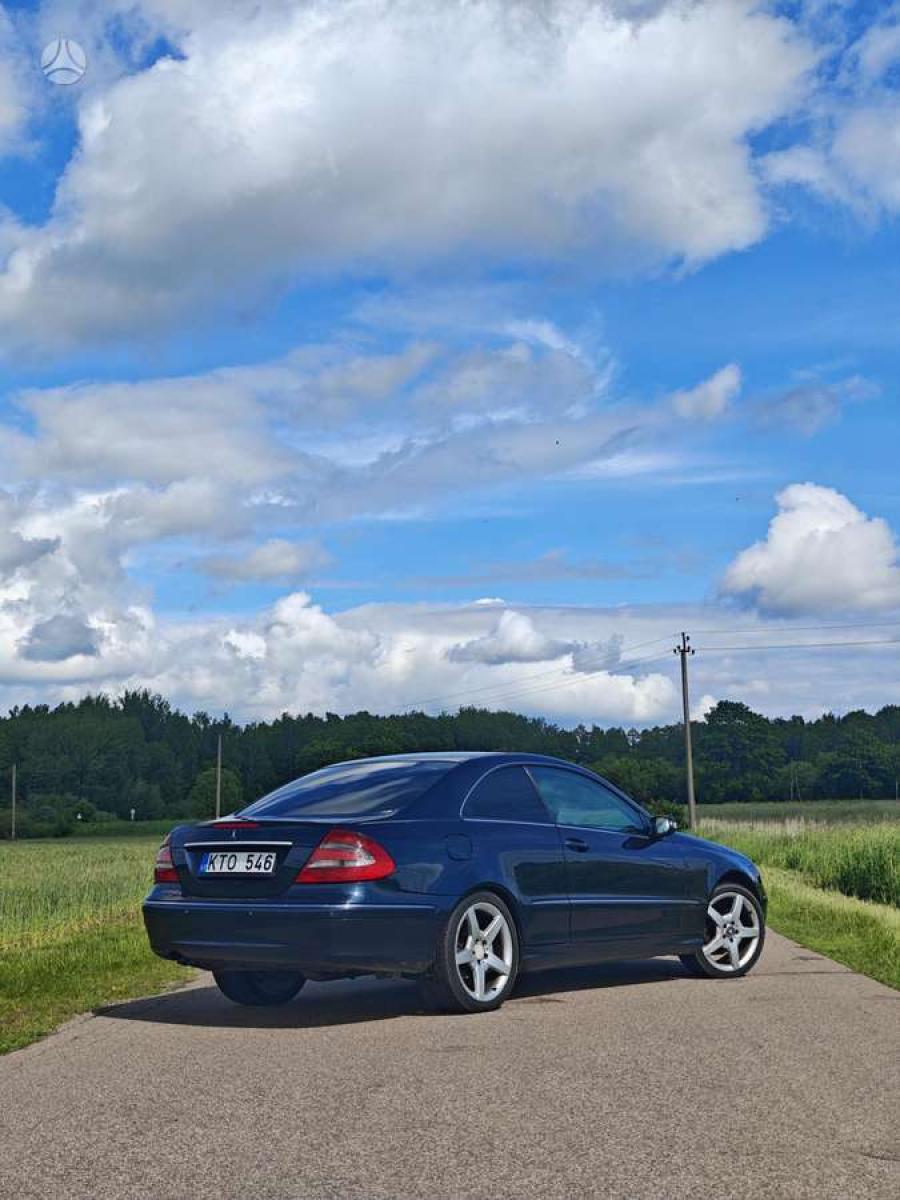 Blue Mercedes-Benz clk-270 2005 in Elektrenai, with an engine capacity of 0.00 L and mileage of 260 thousand km for 2850 €, photo 4 on AUTOMOTO.COM.LV