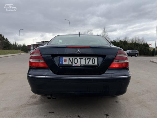 Mercedes-Benz clk-270 2003 in Vilnius, with an engine capacity of 2.70 L and mileage of 305 thousand km for 3000 €, photo 10 on AUTOMOTO.COM.LV