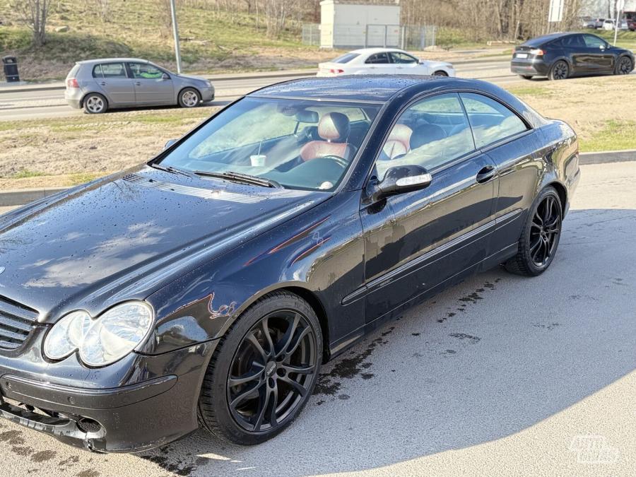 Mercedes-Benz clk-270 2003 in Vilnius, with an engine capacity of 2.70 L and mileage of 364 thousand km for 2450 €, photo 4 on AUTOMOTO.COM.LV