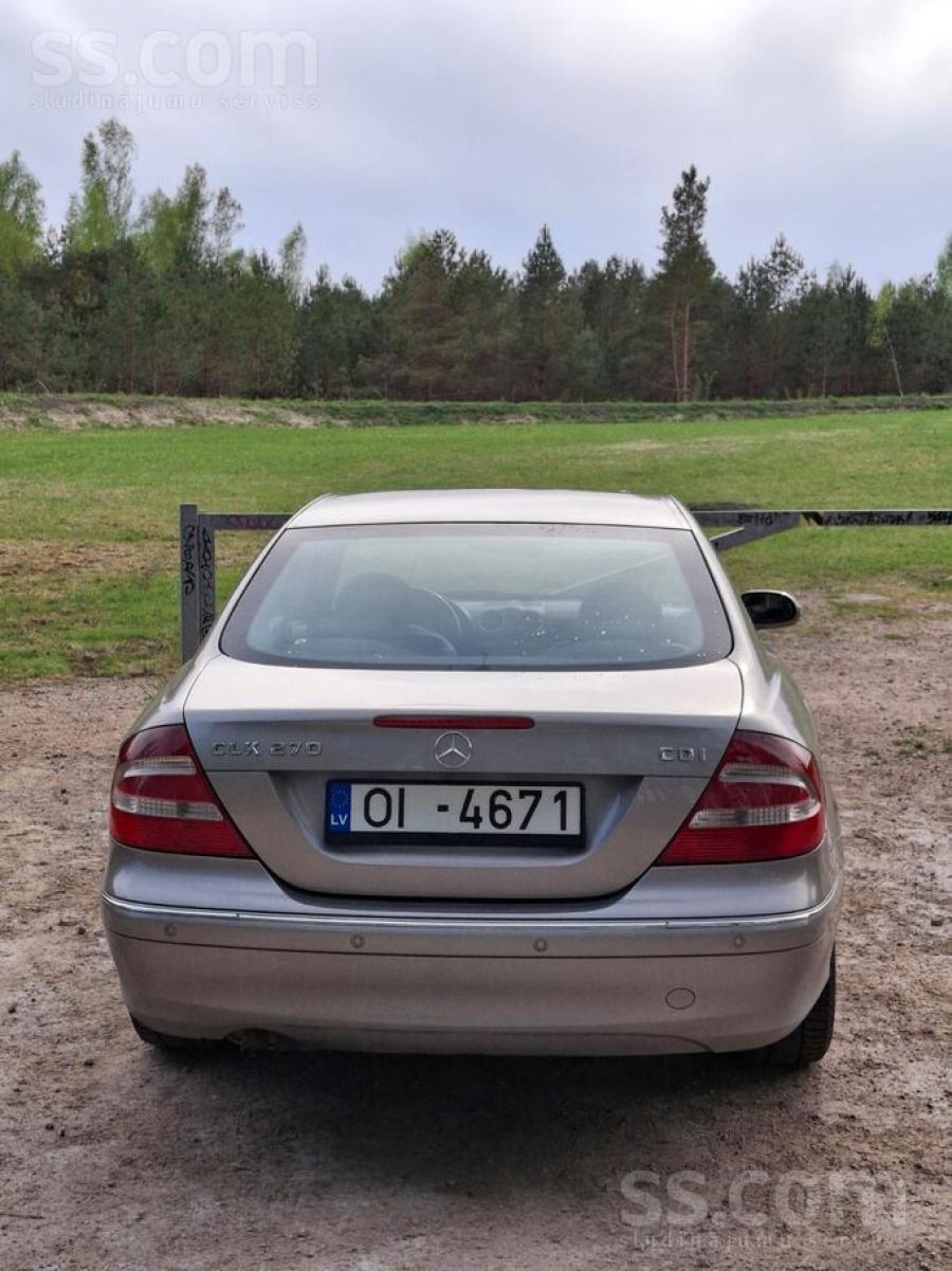 Mercedes-Benz clk-270 2003 Rīga, ar dzinēja tilpumu 2.70 L un nobraukumu 251 tūkst. km par 2900 €, foto 5 vietnē AUTOMOTO.COM.LV
