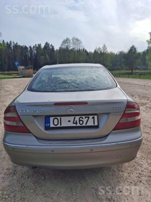 Mercedes-Benz clk-270 2003 Rīga, ar dzinēja tilpumu 2.70 L un nobraukumu 251 tūkst. km par 2900 €, foto 11 vietnē AUTOMOTO.COM.LV