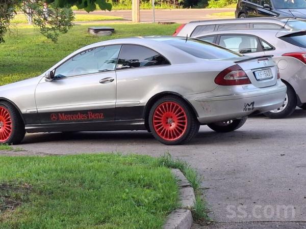 Mercedes-Benz clk-270 2003 in Riga, with an engine capacity of 2.70 L and mileage of 352 thousand km for 1800 €, photo 5 on AUTOMOTO.COM.LV