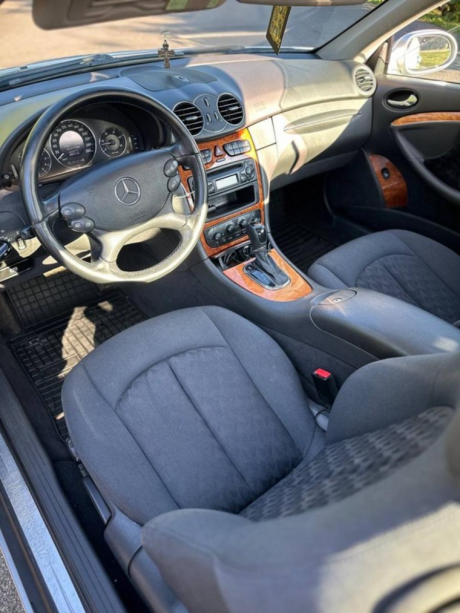 Mercedes-Benz clk-270 2003 Mardu, ar dzinēja tilpumu 2.70 L un nobraukumu 249 tūkst. km par 4000 €, foto 23 vietnē AUTOMOTO.COM.LV