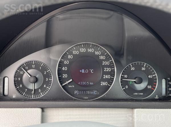 Mercedes-Benz clk-270 2004 Daugavpils, ar dzinēja tilpumu 2.70 L un nobraukumu 282 tūkst. km par 3490 €, foto 7 vietnē AUTOMOTO.COM.LV