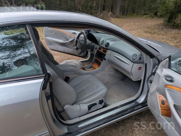Mercedes-Benz clk-270 2005 in Cesis, with an engine capacity of 2.70 L and mileage of 314 thousand km for 1700 €, photo 8 on AUTOMOTO.COM.LV