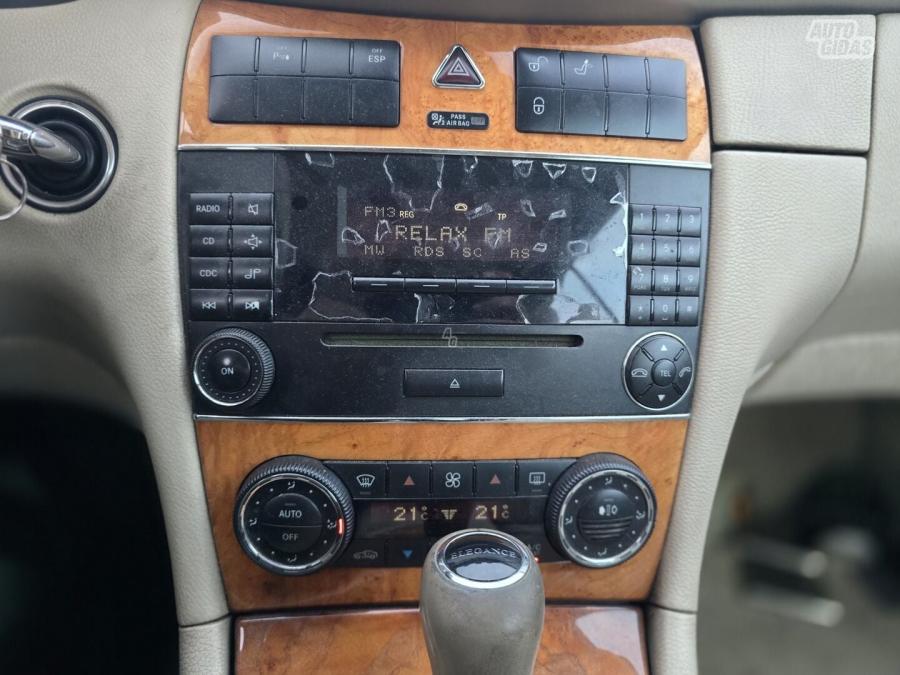 Mercedes-Benz clk-270 2005 Plungė, ar dzinēja tilpumu 2.70 L un nobraukumu 366 tūkst. km par 2000 €, foto 14 vietnē AUTOMOTO.COM.LV
