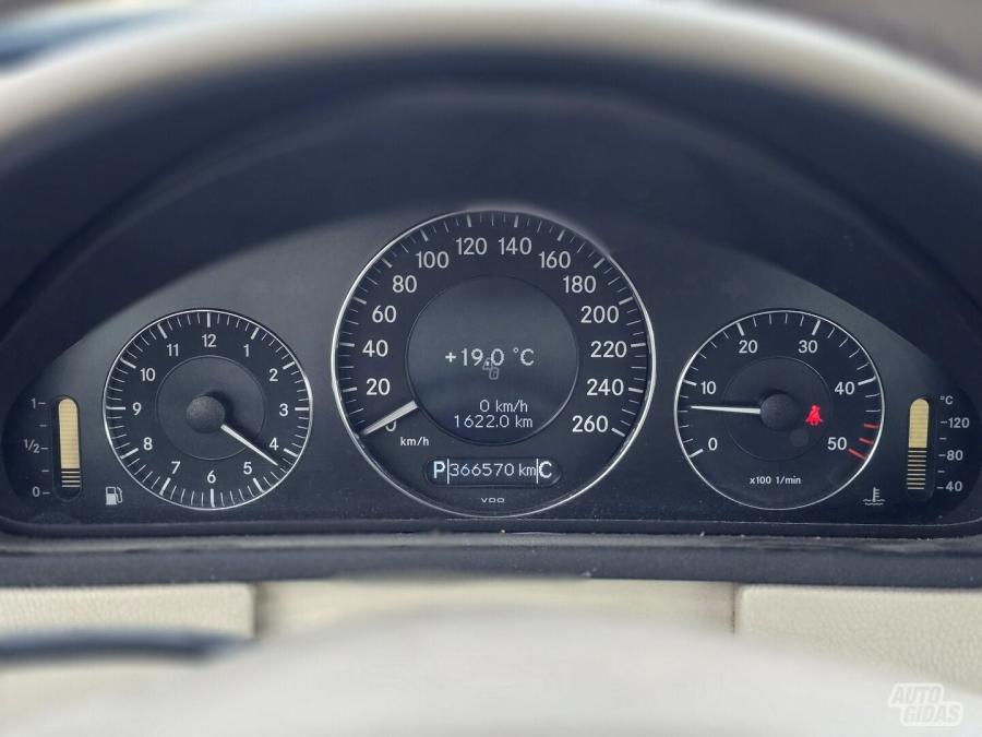 Mercedes-Benz clk-270 2005 Plungė, ar dzinēja tilpumu 2.70 L un nobraukumu 366 tūkst. km par 2000 €, foto 15 vietnē AUTOMOTO.COM.LV