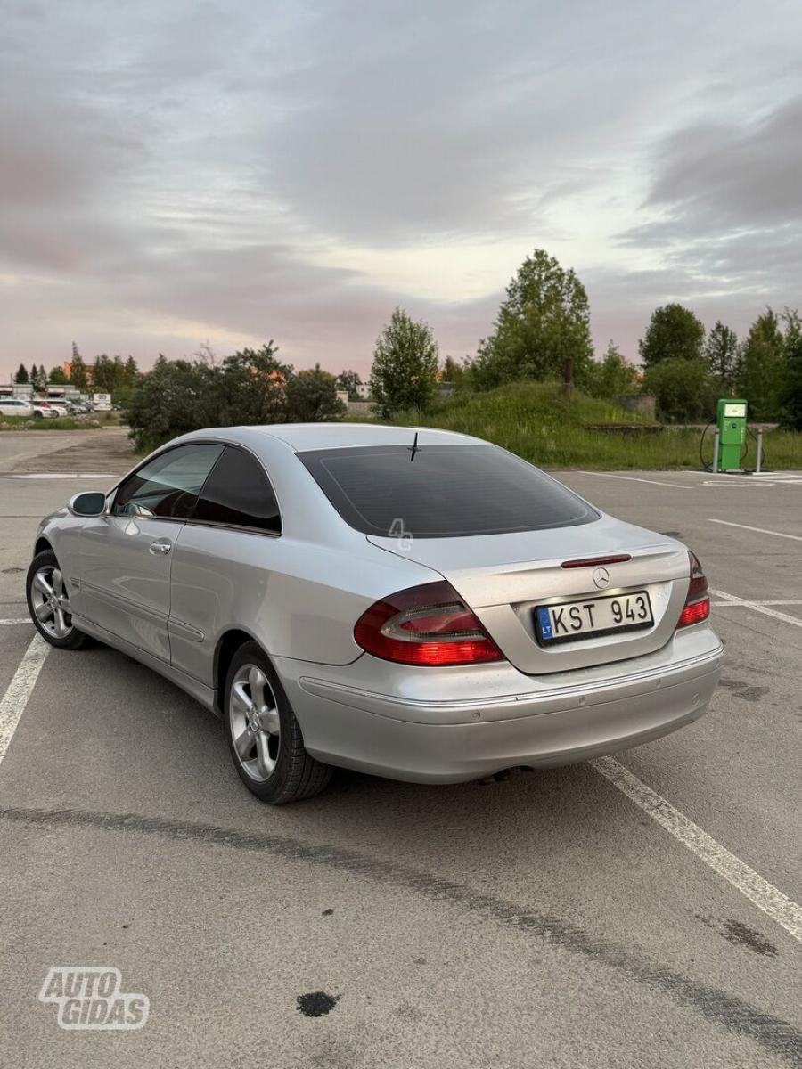 Grey Mercedes-Benz clk-270 2003 in Jurbarkas, with an engine capacity of 2.70 L and mileage of 340 thousand km for 2750 €, photo 1 on AUTOMOTO.COM.LV