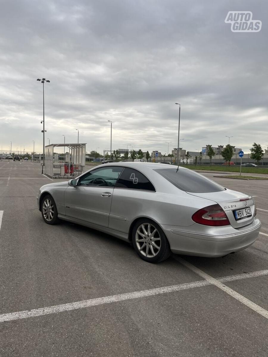 Grey Mercedes-Benz clk-270 2003 in Kaunas, with an engine capacity of 6.50 L and mileage of 248 thousand km for 1850 €, photo 4 on AUTOMOTO.COM.LV
