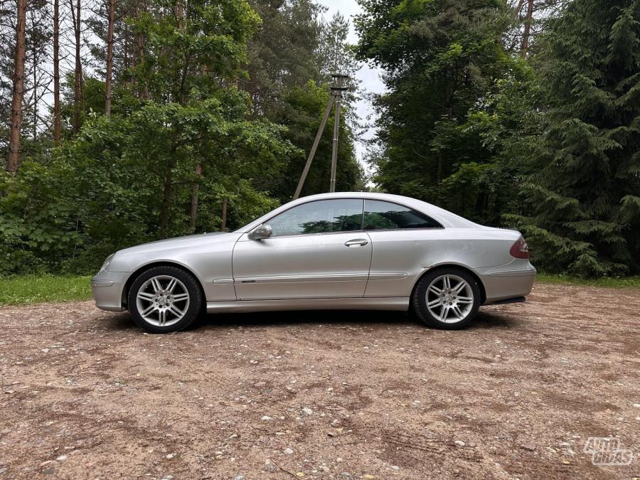 Pelēks Mercedes-Benz clk-270 2003 Utena, ar dzinēja tilpumu 2.70 L un nobraukumu 356 tūkst. km par 2200 €, foto 8 vietnē AUTOMOTO.COM.LV
