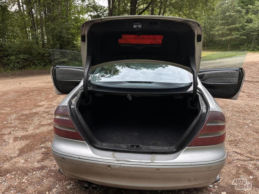 Pelēks Mercedes-Benz clk-270 2003 Utena, ar dzinēja tilpumu 2.70 L un nobraukumu 356 tūkst. km par 2200 €, foto 12 vietnē AUTOMOTO.COM.LV