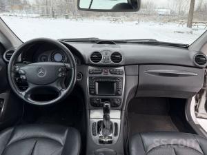 Grey Mercedes-Benz clk-270 2003 in Riga, with an engine capacity of 2.70 L and mileage of 380 thousand km for 2800 €, photo 7 on AUTOMOTO.COM.LV