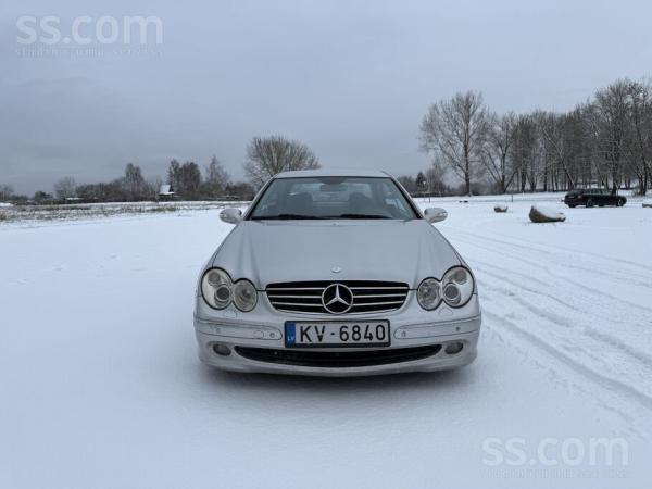 Серый Мерседес ЦЛК 270 2003 в Рига, объемом двигателя 2.70 л и пробегом 380 тыс. км за 2800 €, фото 9 на AUTOMOTO.COM.LV