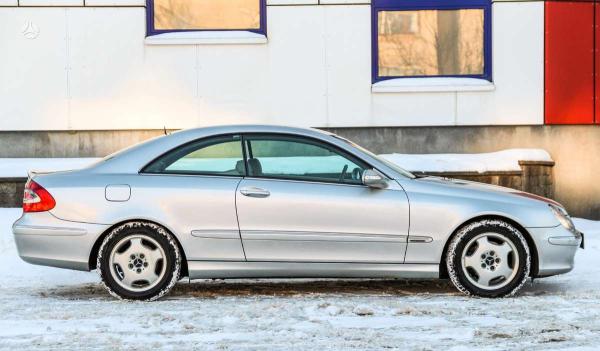 Pelēks Mercedes-Benz clk-270 2004 Viļņa, ar dzinēja tilpumu 2.69 L un nobraukumu 203 tūkst. km par 3800 €, foto 8 vietnē AUTOMOTO.COM.LV