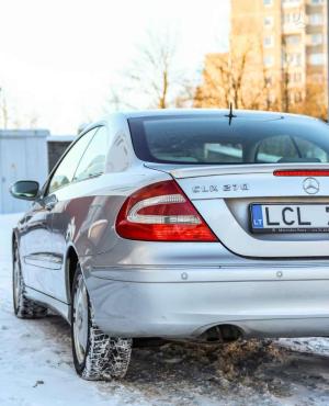 Pelēks Mercedes-Benz clk-270 2004 Viļņa, ar dzinēja tilpumu 2.69 L un nobraukumu 203 tūkst. km par 3800 €, foto 11 vietnē AUTOMOTO.COM.LV