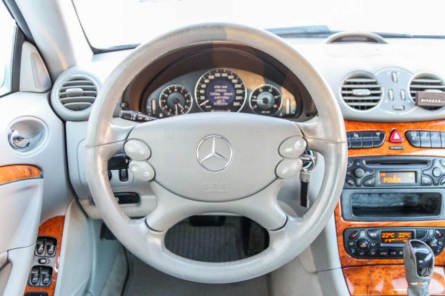 Pelēks Mercedes-Benz clk-270 2004 Viļņa, ar dzinēja tilpumu 2.69 L un nobraukumu 203 tūkst. km par 3800 €, foto 25 vietnē AUTOMOTO.COM.LV