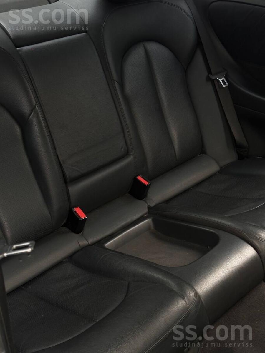 Grey Mercedes-Benz clk-270 2004 in Riga, with an engine capacity of 2.70 L and mileage of 344 thousand km for 2500 €, photo 11 on AUTOMOTO.COM.LV