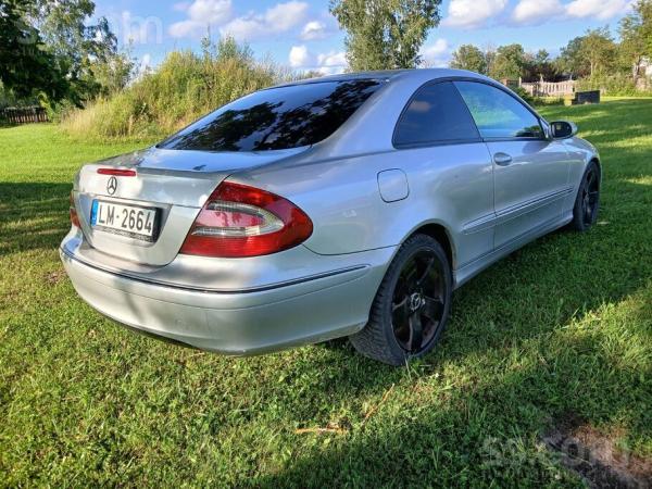Grey Mercedes-Benz clk-270 2005 in Ogre, with an engine capacity of 2.70 L and mileage of 297 thousand km for 3200 €, photo 4 on AUTOMOTO.COM.LV