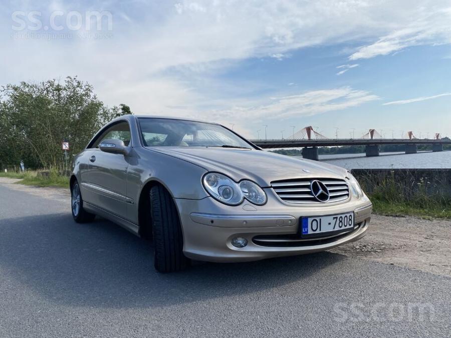 Yellow Mercedes-Benz clk-270 2004 in Riga, with an engine capacity of 2.70 L and mileage of 250 thousand km for 2500 €, photo 5 on AUTOMOTO.COM.LV