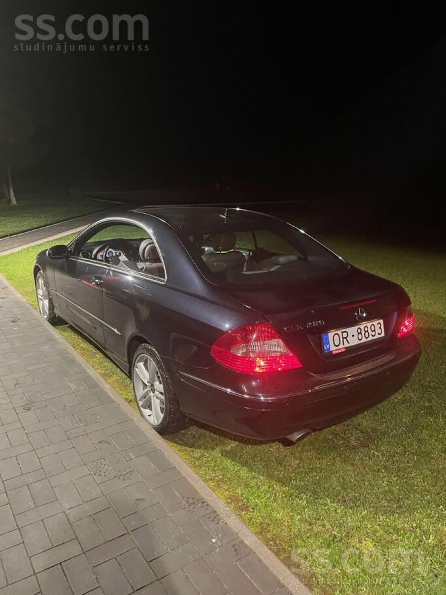 Blue Mercedes-Benz clk-280 2007 in Aizkraukle, with an engine capacity of 3.00 L and mileage of 207 thousand km for 7500 €, photo 6 on AUTOMOTO.COM.LV