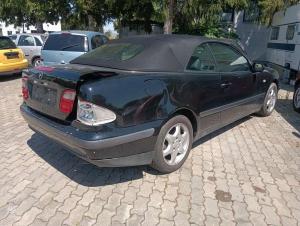 Black Mercedes-Benz CLK 320 1998 in Utena, with an engine capacity of 3.20 L and mileage of 0 thousand km for 3650 €, photo 6 on AUTOMOTO.COM.LV