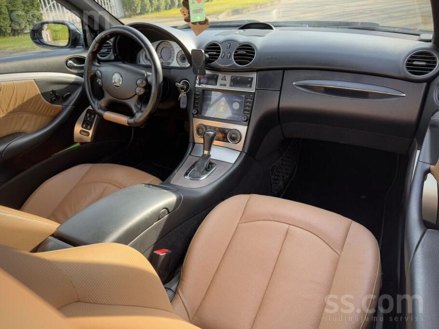 Melns Mercedes-Benz CLK 320 2006 Rīga, ar dzinēja tilpumu 3.00 L un nobraukumu 339 tūkst. km par 5990 €, foto 12 vietnē AUTOMOTO.COM.LV