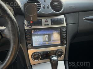 Melns Mercedes-Benz CLK 320 2006 Rīga, ar dzinēja tilpumu 3.00 L un nobraukumu 339 tūkst. km par 5990 €, foto 15 vietnē AUTOMOTO.COM.LV