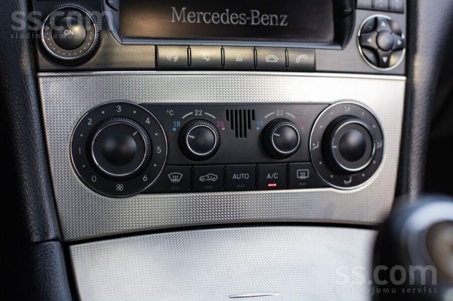 Melns Mercedes-Benz CLK 320 2006 Rīga, ar dzinēja tilpumu 3.00 L un nobraukumu 409 tūkst. km par 4490 €, foto 19 vietnē AUTOMOTO.COM.LV
