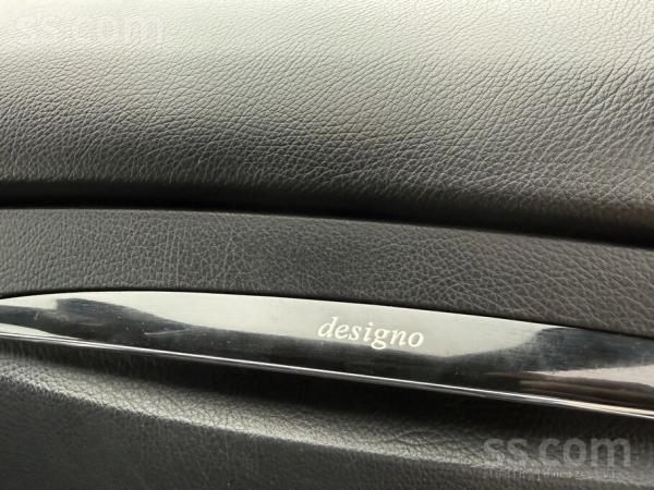 Black Mercedes-Benz CLK 320 2006 in Riga, with an engine capacity of 3.20 L and mileage of 286 thousand km for 3490 €, photo 8 on AUTOMOTO.COM.LV