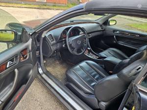 Zils Mercedes-Benz CLK 320 1999 Viļņa, ar dzinēja tilpumu 3.20 L un nobraukumu 144 tūkst. km par 4600 €, foto 8 vietnē AUTOMOTO.COM.LV