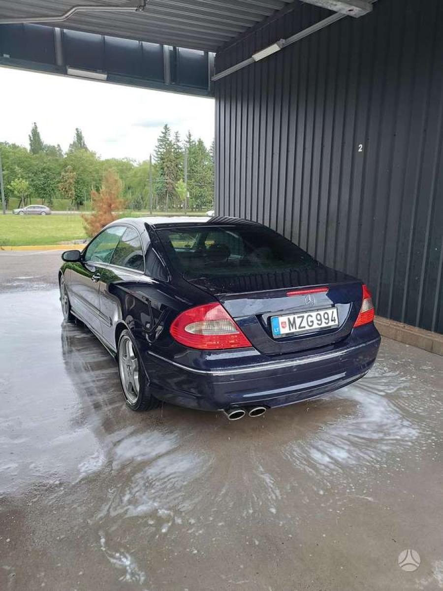 Zils Mercedes-Benz CLK 320 2004 Kauņa, ar dzinēja tilpumu 3.20 L un nobraukumu 296 tūkst. km par 5500 €, foto 3 vietnē AUTOMOTO.COM.LV