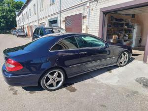 Zils Mercedes-Benz CLK 320 2004 Kauņa, ar dzinēja tilpumu 3.20 L un nobraukumu 296 tūkst. km par 5500 €, foto 10 vietnē AUTOMOTO.COM.LV