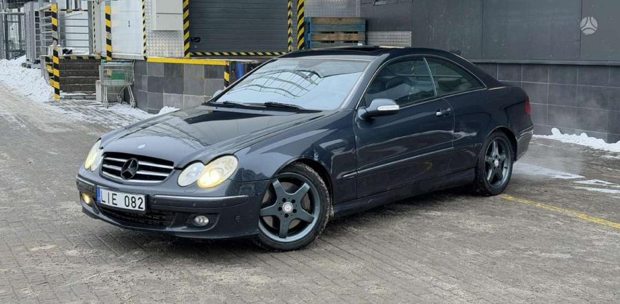 Blue Mercedes-Benz CLK 320 2007 in Vilnius, with an engine capacity of 2.99 L and mileage of 430 thousand km for 2999 €, photo 1 on AUTOMOTO.COM.LV