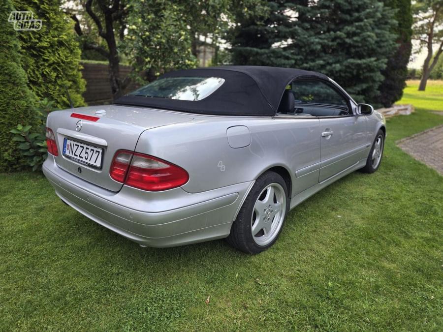 Mercedes-Benz CLK 320 2001 Viļņa, ar dzinēja tilpumu 3.20 L un nobraukumu 230 tūkst. km par 4150 €, foto 4 vietnē AUTOMOTO.COM.LV