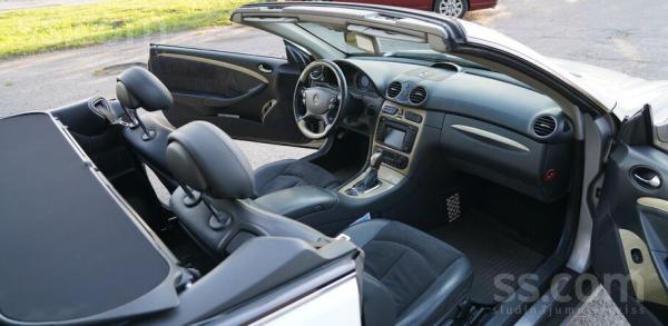 Mercedes-Benz CLK 320 2003 in Riga, with an engine capacity of 3.20 L and mileage of 164 thousand km for 8500 €, photo 7 on AUTOMOTO.COM.LV