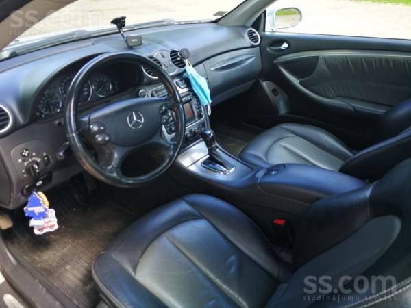 Mercedes-Benz CLK 320 2002 Rīga, ar dzinēja tilpumu 3.20 L un nobraukumu 330 tūkst. km par 1600 €, foto 2 vietnē AUTOMOTO.COM.LV