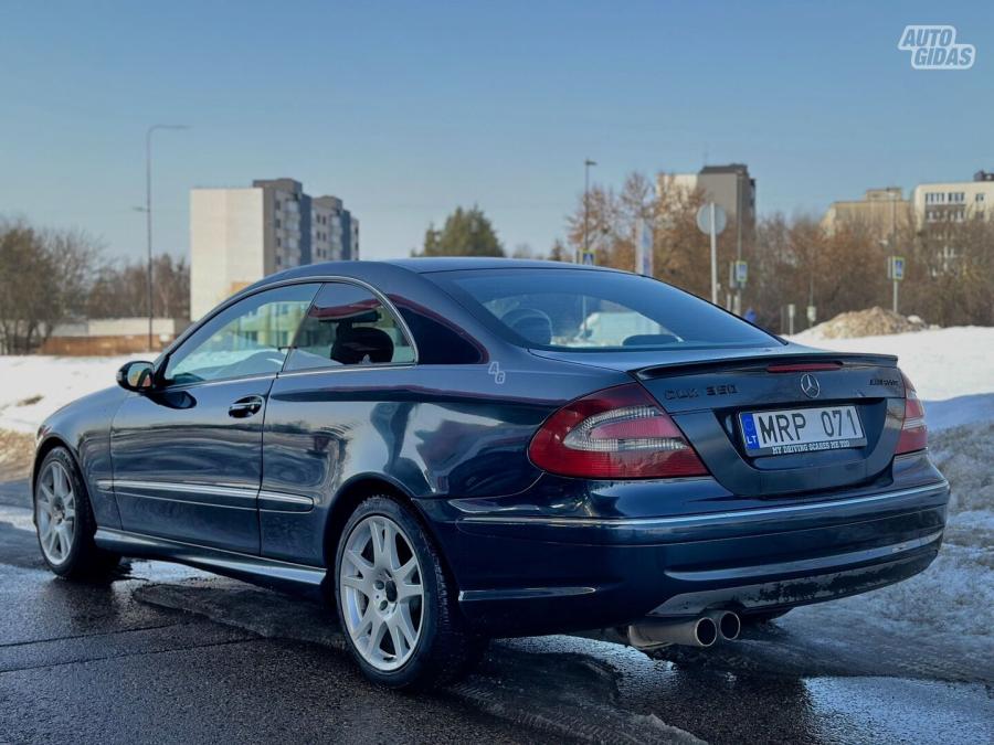 Mercedes-Benz CLK 320 2006 in Kaunas, with an engine capacity of 3.00 L and mileage of 301 thousand km for 3000 €, photo 4 on AUTOMOTO.COM.LV