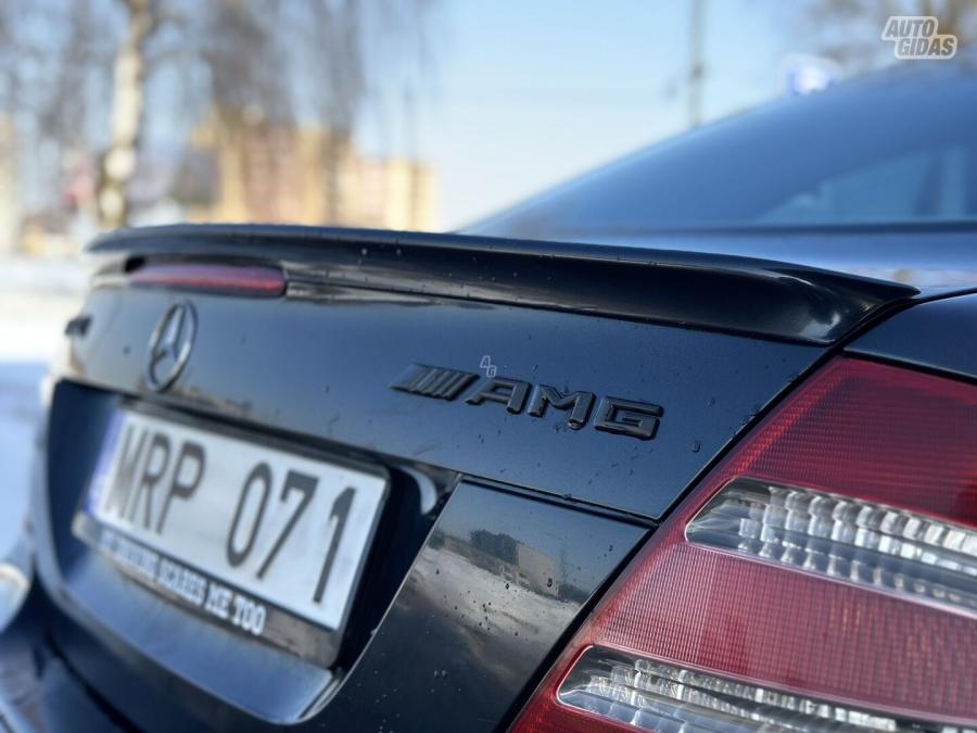 Mercedes-Benz CLK 320 2006 in Kaunas, with an engine capacity of 3.00 L and mileage of 301 thousand km for 3000 €, photo 6 on AUTOMOTO.COM.LV