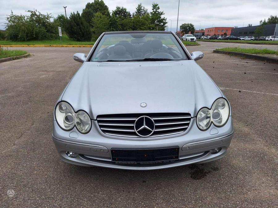 Pelēks Mercedes-Benz CLK 320 2003 Telšiai, ar dzinēja tilpumu 3.20 L un nobraukumu 245 tūkst. km par 5600 €, foto 5 vietnē AUTOMOTO.COM.LV